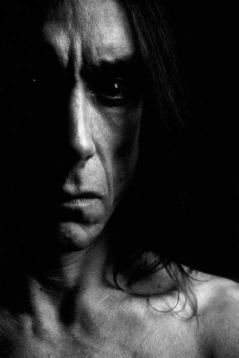 Claude Gassian Des Stones à Iggy Pop 50 Ans Dicônes En Images Rock