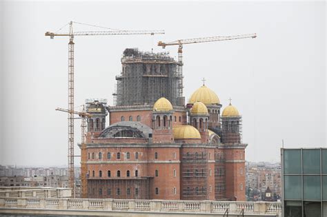 카 테드 라만 투이 리 Neamului 의 건설 현장 Peoples Salvation Cathedral Bucharest에