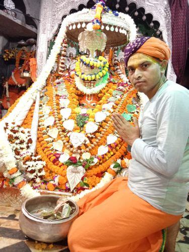 श्री हनुमान गढ़ी अयोध्या जी