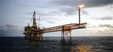 Мерлоуз получи концесия за добив на природен газ в Черно море Profit Bg