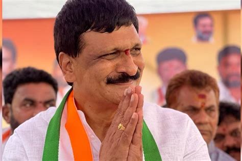 మల్కాజిగిరి కాంగ్రెస్ అభ్యర్థి మైనంపల్లిపై అట్రాసిటీ కేసు నమోదు