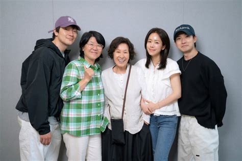 김혜자♥손석구 40살차 로맨스 ‘천국보다 아름다운 첫 대본 리딩 공개