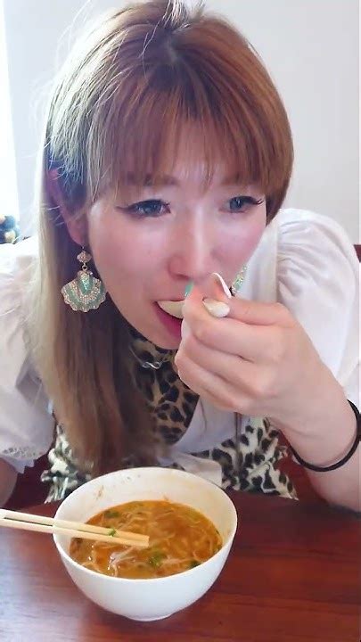 ဂျပန်မှာ မြန်မာအစားအစာစားတယ် Youtube