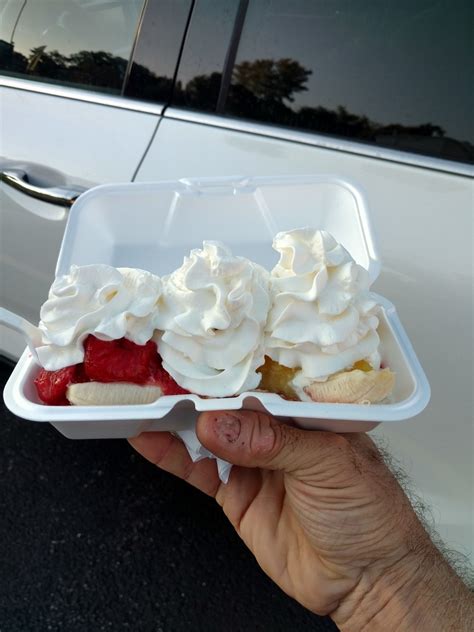 Gregs Frozen Custard Mundelein Restaurant Reviews Photos And Phone