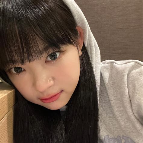 르세라핌 홍은채 촬스의 이슈와 유머