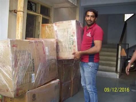 House Shifting Loading Unloading Service In Trucking Cube In Ahmedabad