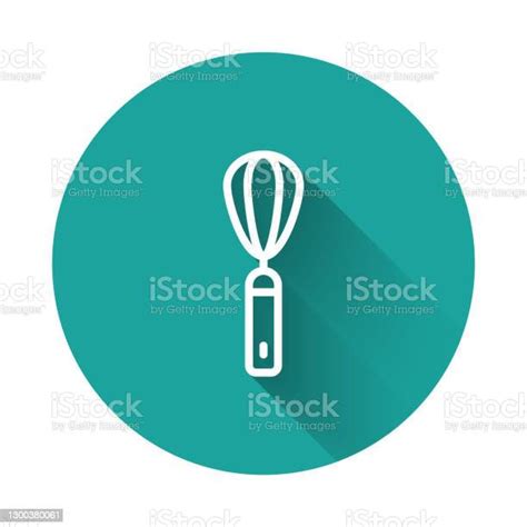 白線廚房鬍鬚圖示與長陰影背景隔離烹飪用具雞蛋攪打器餐具標誌食物混合符號綠色圓圈按鈕向量向量圖形及更多不銹鋼圖片 不銹鋼 個人飾物 剪裁