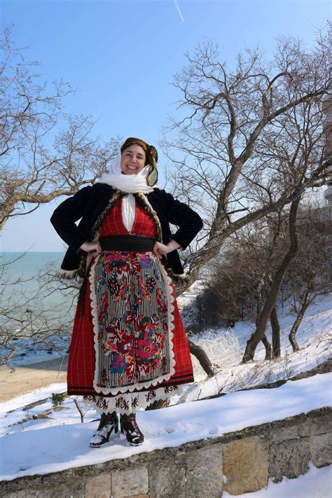 Варненска тракийска носия