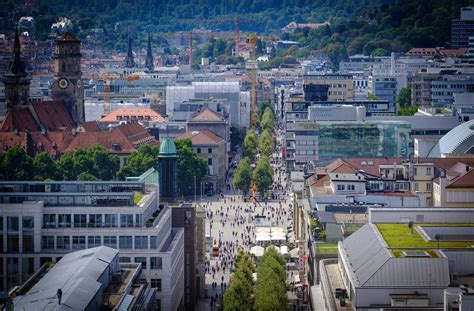 Einzelhandel In Stuttgart Masse Statt Klasse An Der Königstraße