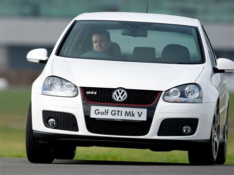 o Mk5 o Volkswagen Golf chegou à maioridade