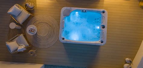 The Spa Touch, a model of the Aqualife family by Aquavia Spa ...