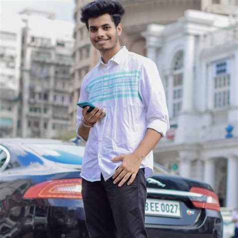 Harsh Shashwat Content Creator Influencer Biography Birthday Age New