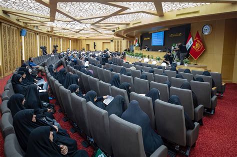 شاعرة لبنانية تثني على جهود العتبة العباسية في تنظيم فعاليات أسبوع