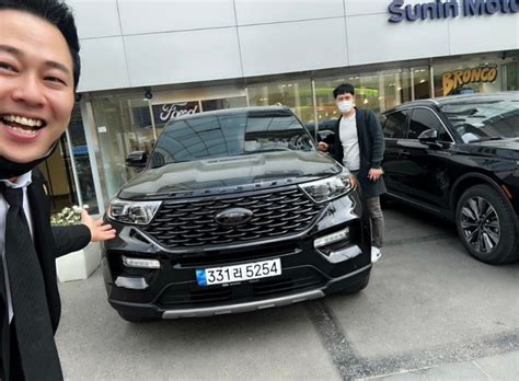 포드익스플로러플래티넘 4월 경기 김포 동반자님 출고후기기록 올블랙에디션을 공짜로 얻으실 마지막 엄청난 기회 잡으시길요 평생엔진오일은 저희 선인자동차에서 주는 덤