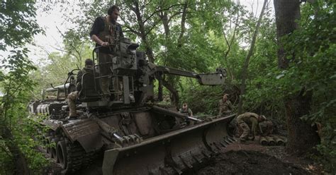 Генштаб на фронті від початку доби було 99 боєзіткнень близько третини на Покровському напрямку