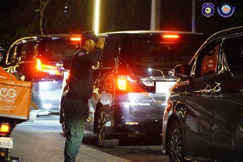 កម្លាំង សមត្ថកិច្ច ចម្រុះ ខេត្ត ព្រះសីហនុ បន្តចុះ រឹតបន្តឹងច្បាប់ស្តីពីចរាចរណ៍ផ្លូវគោក ចំពោះ