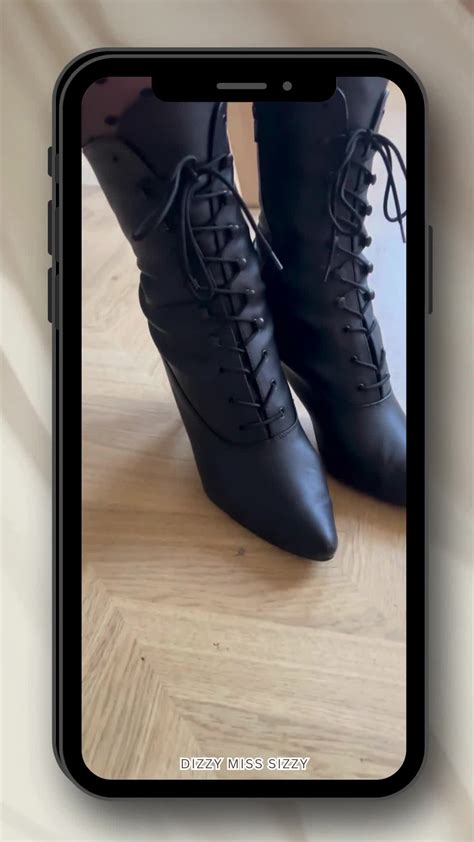 Dizzy Waits For Her Next Client