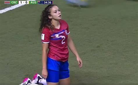 0 5！世界杯大冷门！东道主出局，三连败丢13球，中国女足未出线 知乎