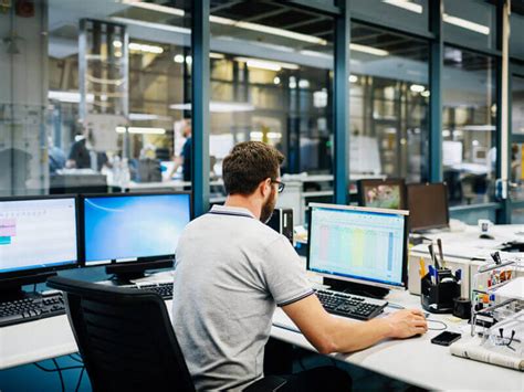 Console Server Vs Kvm Switch Which Is Right For You Vertiv Products