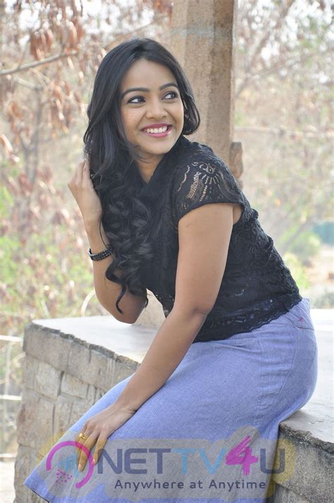 Actress Nitya Shetty Latest Stills 130086 Galleries And Hd Images