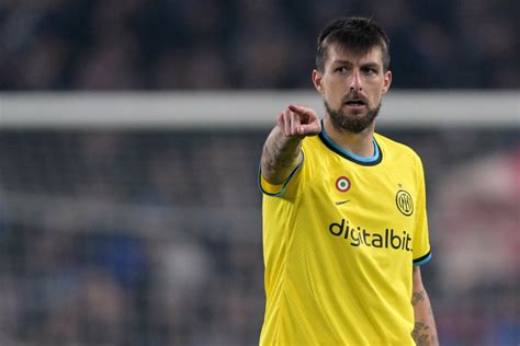 Francesco Acerbi Le Cifre Dello Stipendio Del Calciatore Sportmagazine