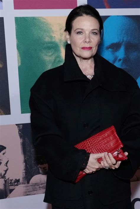 Meredith Salenger Hawtcelebs