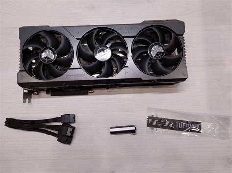 Re【心得】asus Tuf Rtx 4090超頻版開箱＋三螢幕4k120hz測試 電腦應用綜合討論 哈啦板 巴哈姆特