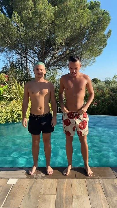 Qui De Nous Deux 😱😂 Youtube