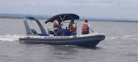 Homem desaparece no mar após embarcação naufragar no sul da BA