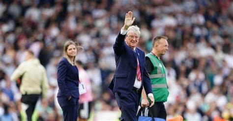Epl 감독 와인론76세 백전노장 크리스털 팰리스 사령탑 재계약 초읽기