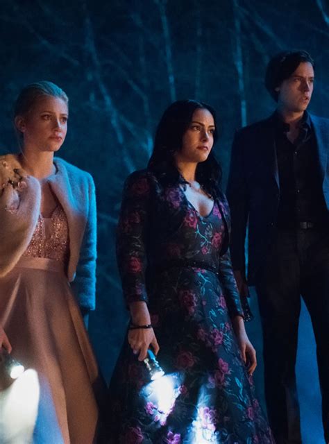 Riverdale Season 3 Episode 22 Recap The 8 Wildest Moments Of The Season Finale Riverdale
