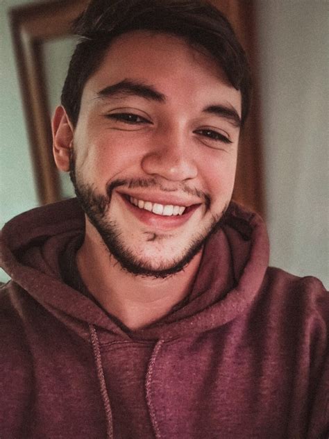 Connor 53 Webcam Model Profile Xhamsterlive