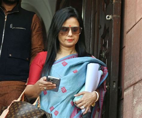 Ethics Panel Recommends Mahuas Sacking From Lok Sabha
