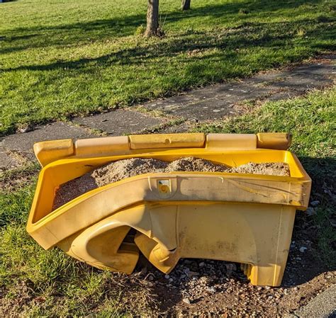 Grit Bin Metamorphosis Polyethylene And Rock Salt Rcasualuk