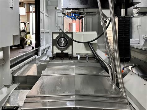 Microcut M1050g Vertical Machining Center 2021 Id10889 Vanto