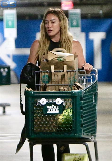 Hilary Duff Nude Pictures Onlyfans Leaks Playbabe Photos Sex Scene Uncensored