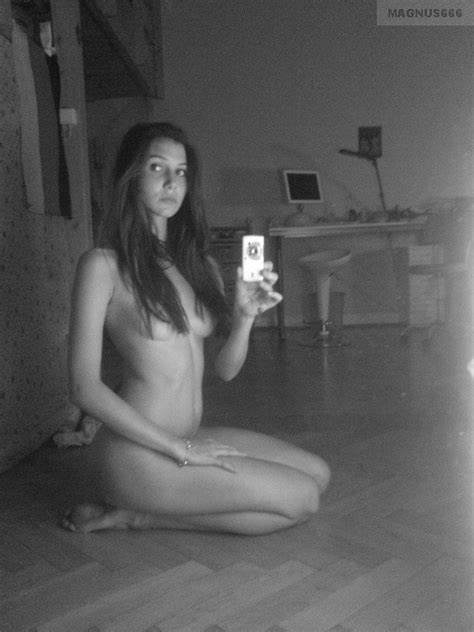 18 Girls Gallery 351 1143