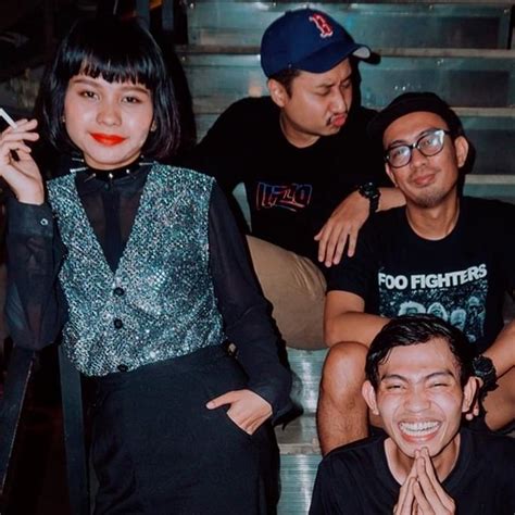 Lips Indonesia Lyrics Songs And Albums Genius