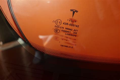 Tesla Model S Windshield Front Glass 2016 2017 2018 2019 2020 1061565