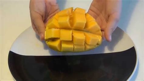 Como Pelar Un Mango Fácil Rápido Y Cómodo 2 Maneras Youtube