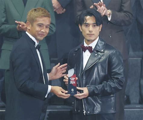 【jリーグアウォーズ】鹿島・知念慶、ベストイレブン初受賞 今季fwからボランチにコンバート「世界が変わったような1年間」：中日スポーツ・東京