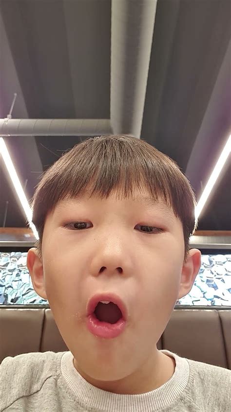 지렁이 젤리 먹기 먹방 Youtube