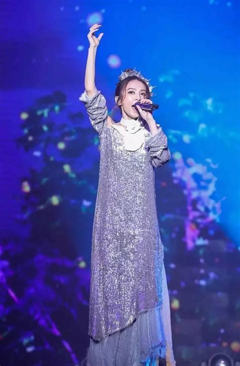林俊杰苦追14年的姑娘，34岁的田馥甄依然优雅迷人 搜狐