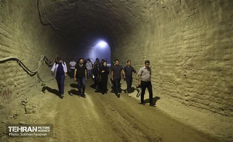 تور بازدید شرکت کنندگان دوره آرمانشهر از ایستگاه مترو میدان کتاب