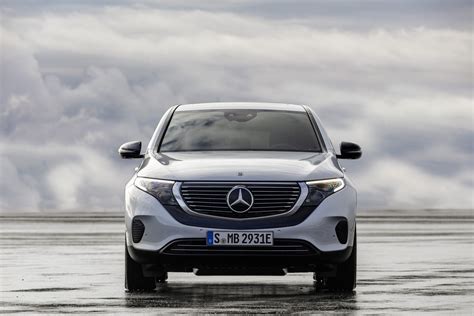 來一個好整以暇 Mercedes Benz Eqc 400量產登場 Supermoto8