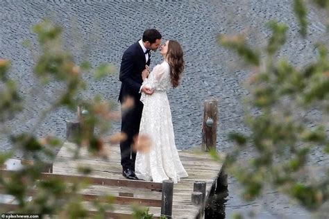 Lucifer Star Tom Ellis Announces Marriage To Meaghan Oppenheimer Tom