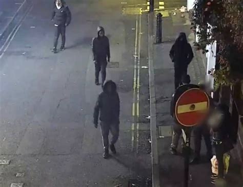 وضعوهم في كمين وانقضوا عليهم شاهد حيلة ماكرة استخدمتها الشرطة للقبض