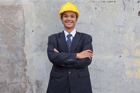 Premium Photo Portrait Of Confident Asian Male Engineer Wearing Suits