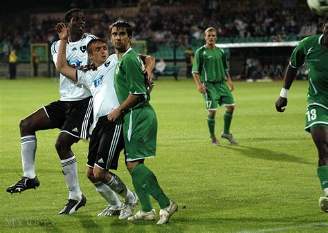 2008 2009 4 Dickson Choto W Muzeum Piłki Nożnej W