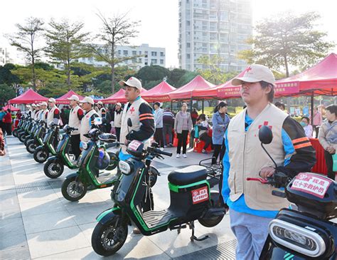 廈門市舉行紅十字博愛送萬家活動